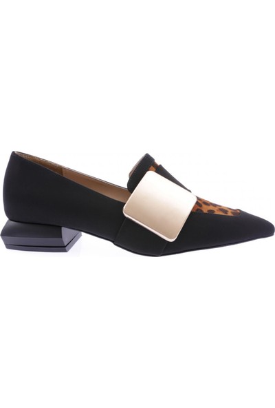 Dgn 1338-22Y Kadın Sıvrı Burun Metal Tokalı Ayakkabı Dgn 1338-22Y Kadın Sıvrı Burun Metal Tokalı Ayakkabı