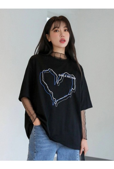 Trend Seninle Kadın Çizgili Figür Kalp T-Shirt Have A Holiday Baskılı Trend Seninle Kadın Çizgili Figür Kalp T-Shirt Have A Holiday Baskılı