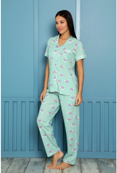 Nisanca Yazlık Pamuklu Biyeli Önden Düğmeli Kısa Kol Retro Pijama Takımı Nisanca Yazlık Pamuklu Biyeli Önden Düğmeli Kısa Kol Retro Pijama Takımı