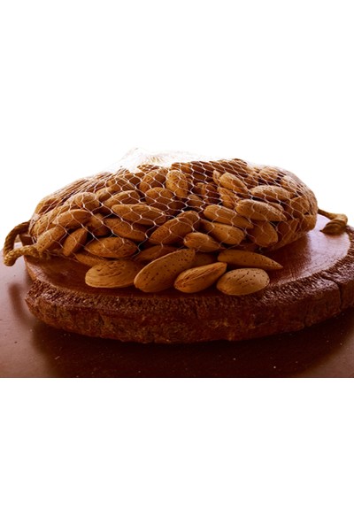 Memleket Çiftliği Tatlı Badem Kabuklu 1 kg Memleket Çiftliği Tatlı Badem Kabuklu 1 kg