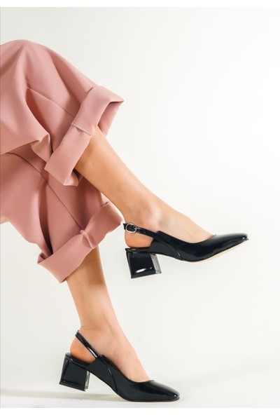 Hera Shoes Kadın Siyah Deri Topuklu Babet Hera Shoes Kadın Siyah Deri Topuklu Babet