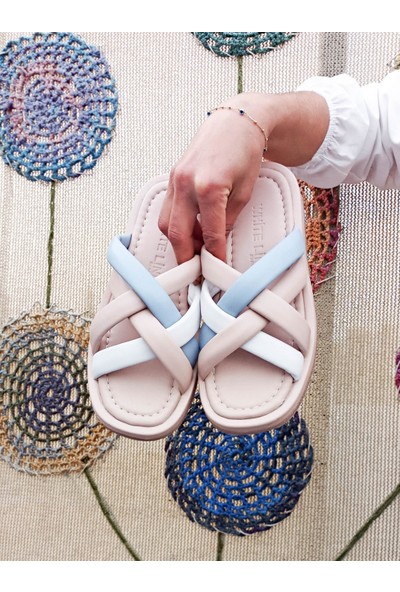 Gdt Ayakkabı White Line Pudra Çok Renkli Puflu Düz Taban Günlük Kadın Terlik Gdt Ayakkabı White Line Pudra Çok Renkli Puflu Düz Taban Günlük Kadın Terlik