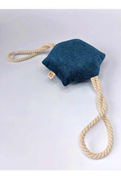 Utd Pet Hexie Çekiştirmeli Yastık Köpek Oyuncağı