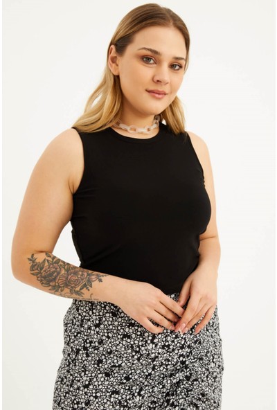 Myline Kolsuz Crop Top