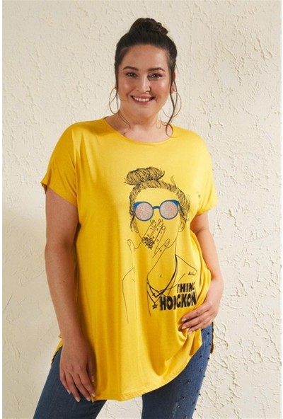 Siyezen Büyük Beden Salaş Kız Figürlü Bluz Hardal Siyezen Büyük Beden Salaş Kız Figürlü Bluz Hardal