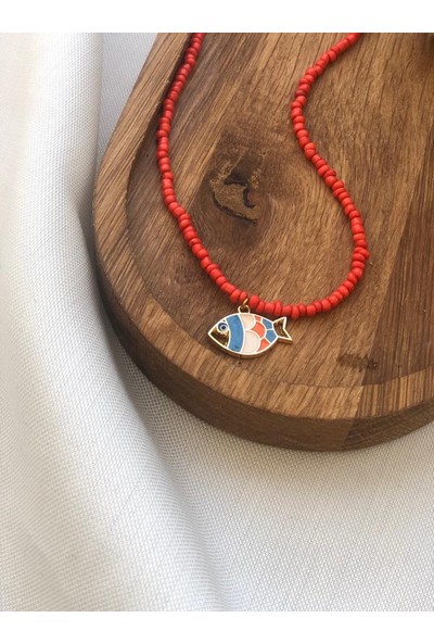 Lalesh Turuncu Balık Detaylı Boncuk Kolye