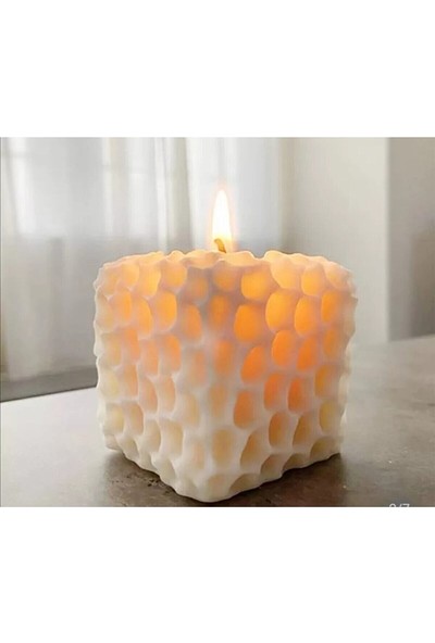 Aklımdasın Küp Mum El Yapımı Kokulu 5.5x5 cm Hediyelik Dekoratif Mum Küpmum1
