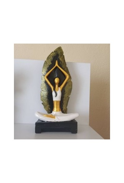 Ordo Veni Yoga Yapan Kadın Heykel