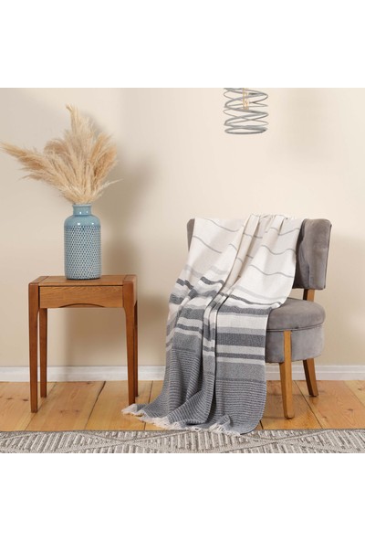 Karaca Home Siyah Jammy Tv Battaniyesi, Pike, Çok Amaçlı Koltuk Şalı Karaca Home Siyah Jammy Tv Battaniyesi, Pike, Çok Amaçlı Koltuk Şalı