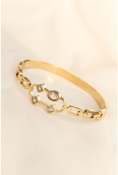 Clariss Çelik Altın Renk Taşlı Geometrik Detay Kelepçe Bilezik Clariss Çelik Altın Renk Taşlı Geometrik Detay Kelepçe Bilezik