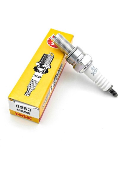NGK Yamaha YZF-R25 X-Max 125 Ngk Buji - CR9E NGK Yamaha YZF-R25 X-Max 125 Ngk Buji - CR9E