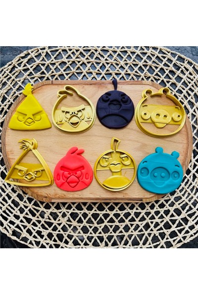 Small Shapes Angry Birds Kurabiye Kalıbı ve Hamur Kesici Small Shapes Angry Birds Kurabiye Kalıbı ve Hamur Kesici