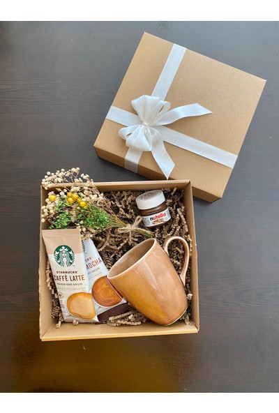 Blcavm Kadınlar Günü Kupalı Kahveli Hediye Kutusu Blcavm Kadınlar Günü Kupalı Kahveli Hediye Kutusu