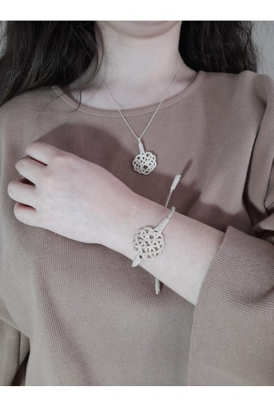 Concept Istanbul Kazaziye Sanatı 1000 Ayar Gümüş Aşk Düğümü Asansörlü Bileklik