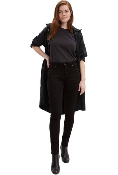 Levis Kadın Jean Pantolon 711 Skinny 18881-0618 Levis Kadın Jean Pantolon 711 Skinny 18881-0618