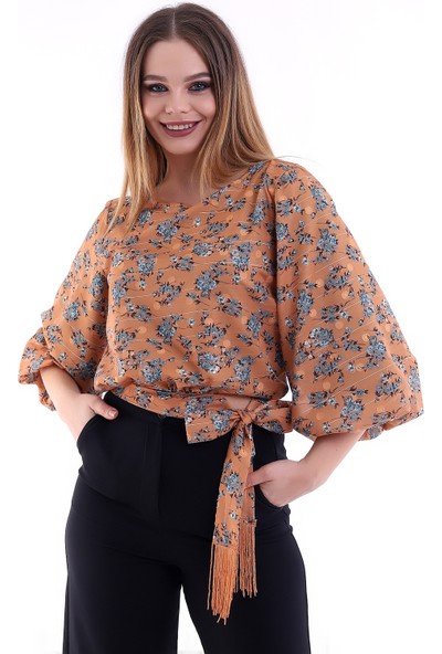 Ottawe Kadın Bluz Gömlek Çiçek Desen Yandan Bağlamalı Püsküllü Bluz Gömlek OTTW-8005