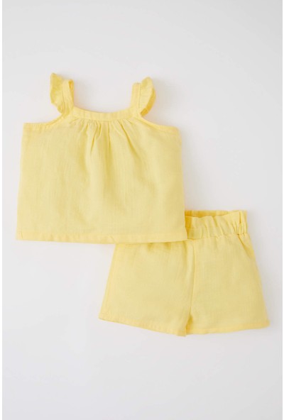 DeFacto Kız Bebek Regular Fit Kare Yaka Muslin Askılı Bluz Şort Takım X5522A222SM DeFacto Kız Bebek Regular Fit Kare Yaka Muslin Askılı Bluz Şort Takım X5522A222SM