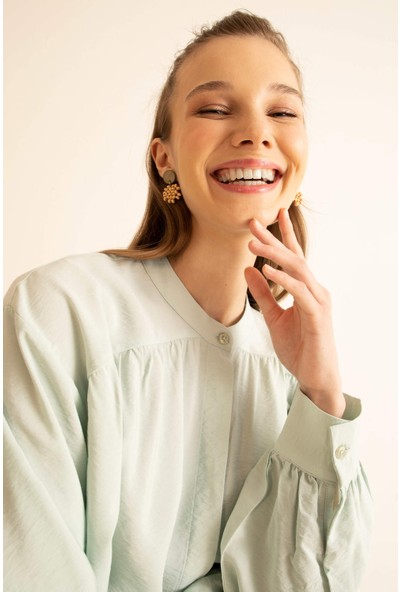 DeFacto Regular Fit Omuzları Büzgülü Uzun Kollu Viskon Gömlek Tunik X7138AZ22SM