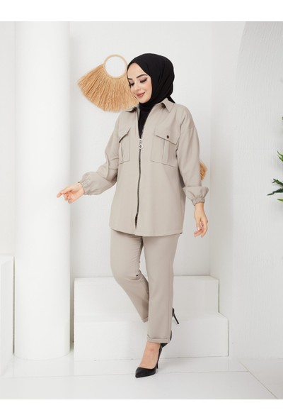 Trend Lalissa Kadın Tesettür Önü Fermuarlı Cepli Tunik Pantolonlu Ikili Takım Trend Lalissa Kadın Tesettür Önü Fermuarlı Cepli Tunik Pantolonlu Ikili Takım