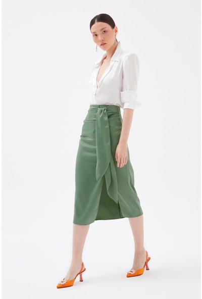 Sateen Yırtmaçlı Saten Etek - Çağla Yeşili