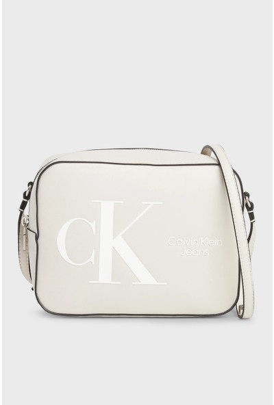 Calvin Klein Logolu Fermuarlı Çanta Bayan Çanta K60K609309 Acf Calvin Klein Logolu Fermuarlı Çanta Bayan Çanta K60K609309 Acf
