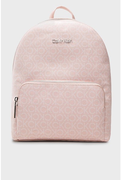 Calvin Klein Logolu Ayarlanabilir Omuz Askılı Fermuarlı Çanta Bayan Çanta K60K609356 0jv Calvin Klein Logolu Ayarlanabilir Omuz Askılı Fermuarlı Çanta Bayan Çanta K60K609356 0jv