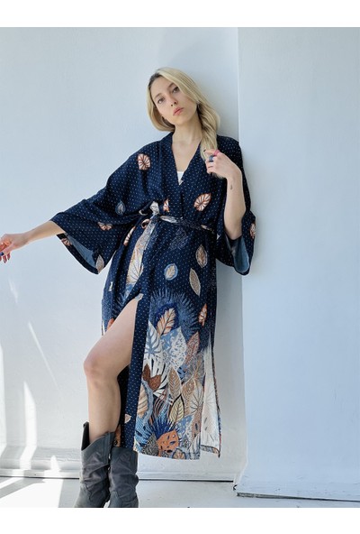 Retrobird Yaprak Desen Uzun Kimono Lacivert