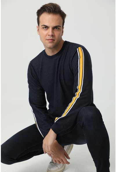 Pijama City Erkek Uzun Kollu Bisiklet Yaka Kolu Şeritli Sweatshirt Pijama City Erkek Uzun Kollu Bisiklet Yaka Kolu Şeritli Sweatshirt