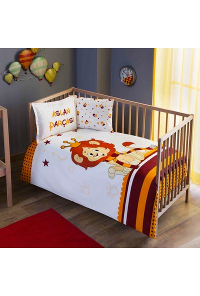 Taç Aslan Parçası Pamuklu Bebek Nevresim Takımı Taç Aslan Parçası Pamuklu Bebek Nevresim Takımı
