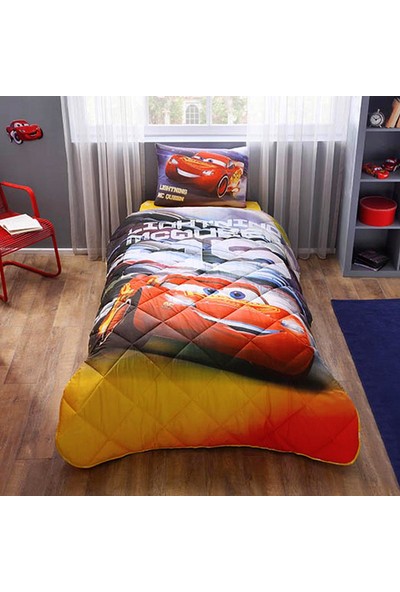 Taç Lisanslı Yorgan Seti-Disney Cars