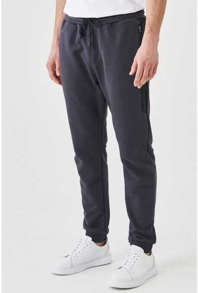 Ac&Co / Altınyıldız Classics Erkek Antrasit Standart Fit Beli Ve Paçası Lastikli Günlük Rahat Spor Eşofman Altı Ac&Co / Altınyıldız Classics Erkek Antrasit Standart Fit Beli Ve Paçası Lastikli Günlük Rahat Spor Eşofman Altı