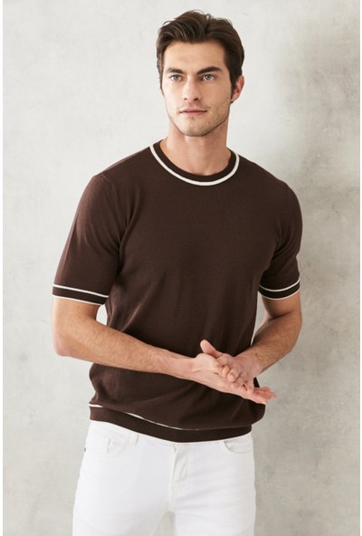 Ac&Co / Altınyıldız Classics Erkek Kahverengi Standart Fit Bisiklet Yaka %100 Pamuk Triko Tişört Ac&Co / Altınyıldız Classics Erkek Kahverengi Standart Fit Bisiklet Yaka %100 Pamuk Triko Tişört