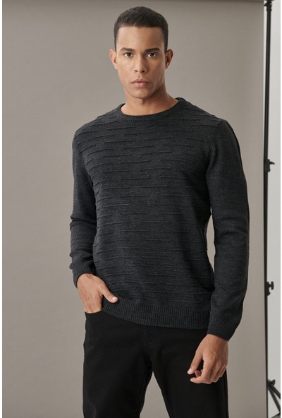 AC&Co / Altınyıldız Classics Erkek Antrasit Standart Fit Bisiklet Yaka Triko Kazak AC&Co / Altınyıldız Classics Erkek Antrasit Standart Fit Bisiklet Yaka Triko Kazak