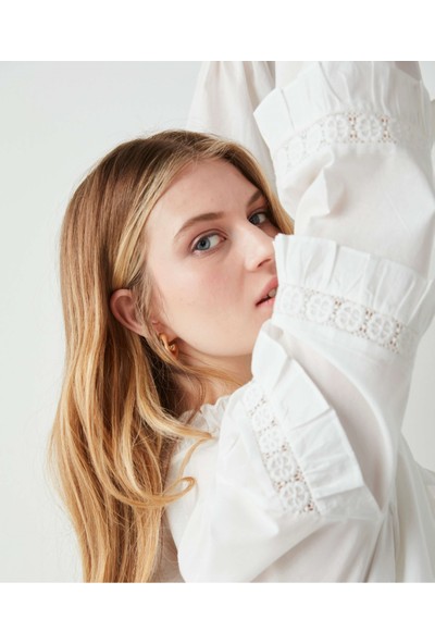 İpekyol Güpür Şeritli Gömlek