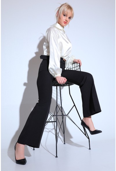 Julude Siyah Kadın Yüksek Bel Kemerli Bol Paça Kumaş Pantolon