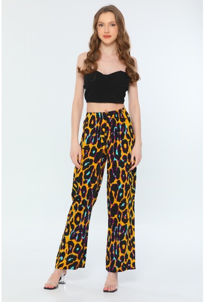 Julude Siyahhardal Kadın Yüksek Bel Bol Paça Desenli Yürüyüş Pantolonu Julude Siyahhardal Kadın Yüksek Bel Bol Paça Desenli Yürüyüş Pantolonu