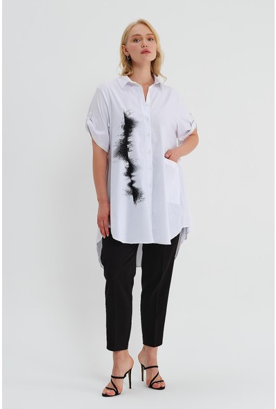 Nelly Büyük Beden Yakalı Kolu Apoletli Gömlek N/223002 Nelly Büyük Beden Yakalı Kolu Apoletli Gömlek N/223002