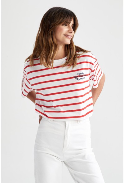 DeFacto Oversize Fit Bisiklet Yaka Çizgili Kısa Kollu Tişört X8077AZ22SM