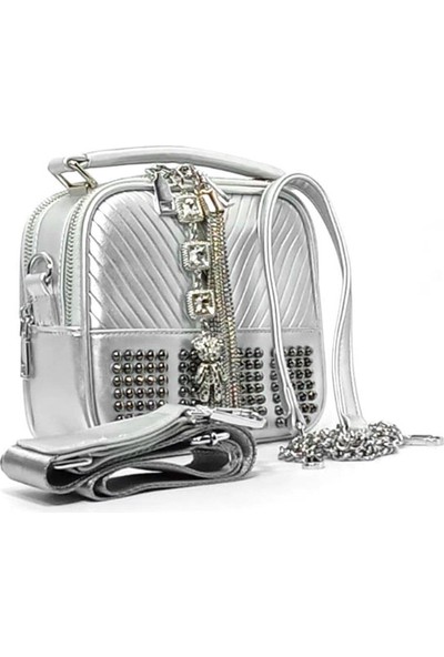 Krıste Bell Kadın El ve Omuz Çantası Küçük Boy Iki Bölmeli Zımpa Detaylı ve Aksesuarlı Gümüş-Desensiz (Düz Renk)-Tek Ebat Krıste Bell Kadın El ve Omuz Çantası Küçük Boy Iki Bölmeli Zımpa Detaylı ve Aksesuarlı Gümüş-Desensiz (Düz Renk)-Tek Ebat
