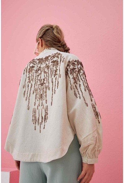Kadın Bej Arkası ve Kolları Nakış Işlemeli Kimono Ceket