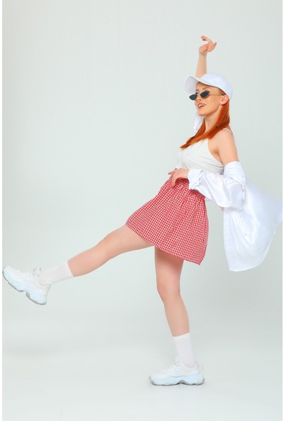 Julude Kırmızı Kadın Bel Lastikli Pitikare Mini Etek Julude Kırmızı Kadın Bel Lastikli Pitikare Mini Etek