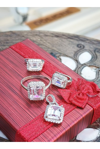 Firuze Gümüş Orijinal Baget Taşlı Gümüş 3'lü Set