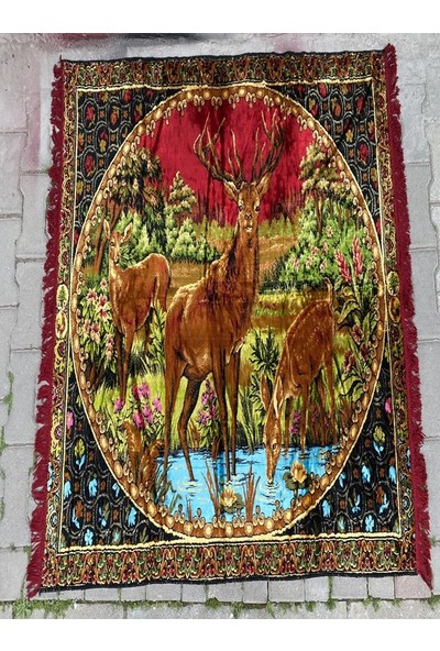 Ayberk Antika Geyikli Duvar Halısı Sıfır Ürün 120X180 cm Ayberk Antika Geyikli Duvar Halısı Sıfır Ürün 120X180 cm