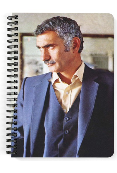 Yılmaz Güney Baskılı Ahşap Kapaklı Defter 15X20 cm DFT2346