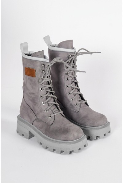 T55 MODA Bayan Gri Lonna Süet Bağcıklı Bot T55 MODA Bayan Gri Lonna Süet Bağcıklı Bot