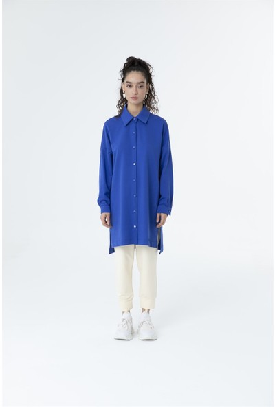 Garmi Kadın Polo Yaka Full Düğmeli Sweat Tunik Saks Mavi Garmi Kadın Polo Yaka Full Düğmeli Sweat Tunik Saks Mavi