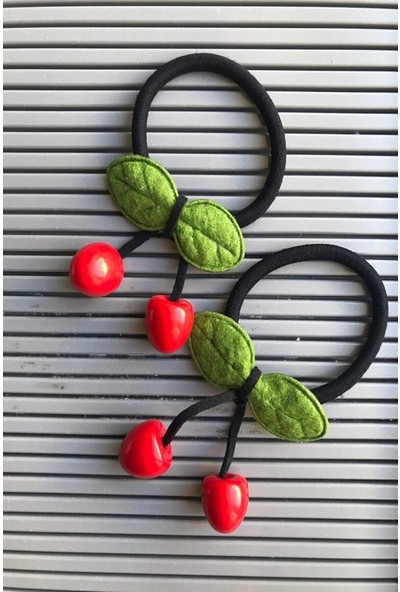 Kadın 2'li Siyah Kirazlı Lastik Toka Kadın 2'li Siyah Kirazlı Lastik Toka