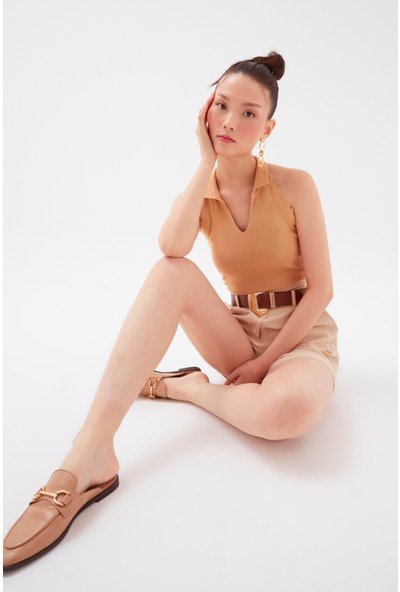 Sateen Yakalı Kolsuz Triko Bluz - Camel