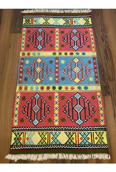 Karun Kilim El Dokuma Etnik Yünlü Cicim Kilim