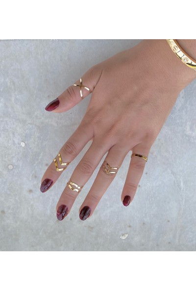 Jelen Aksesuar Gold Renk Eklem Yüzüğü Seti 5 Parça Jelen Aksesuar Gold Renk Eklem Yüzüğü Seti 5 Parça